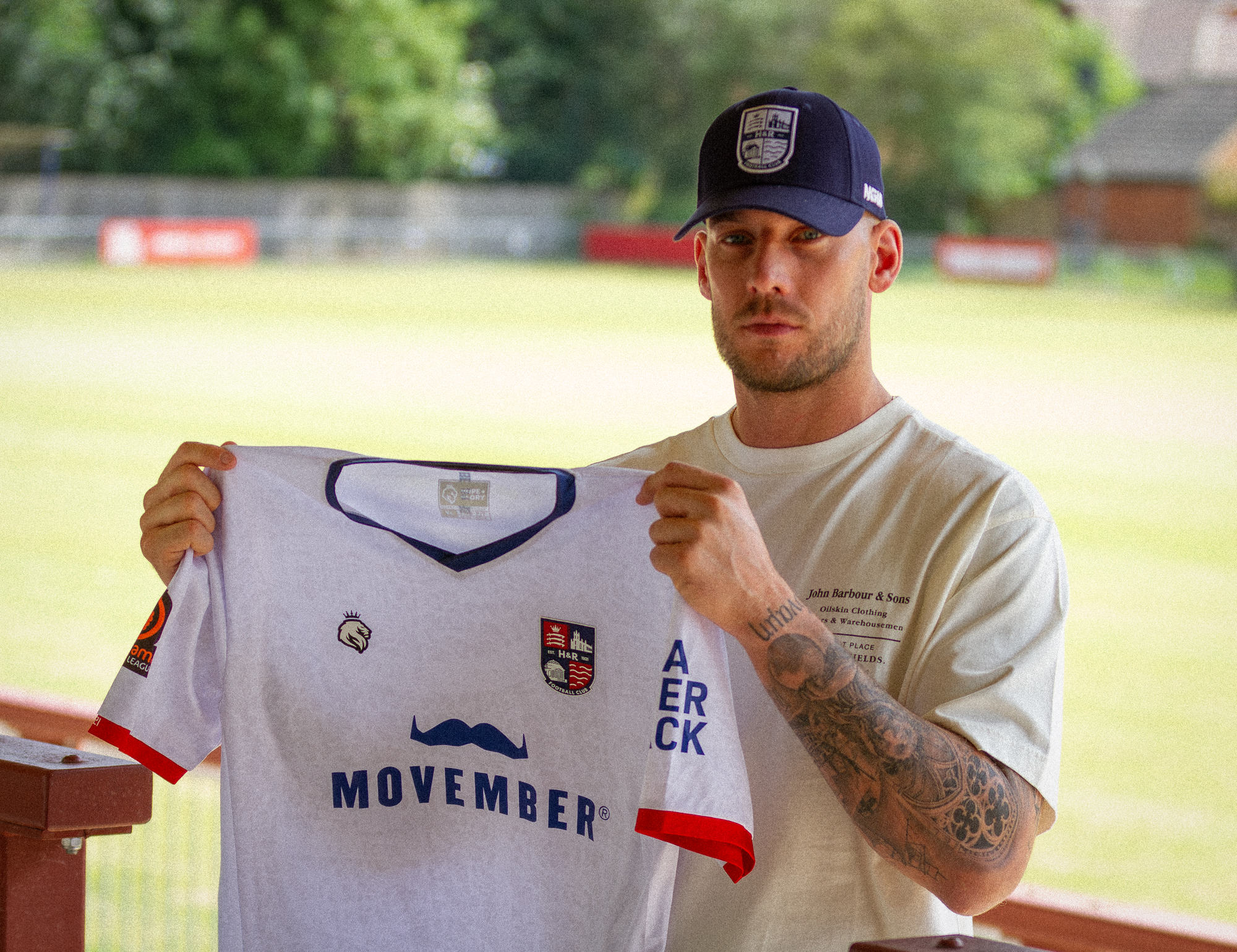 ALEX WALL JOINS THE BEAVERS – Hampton & Richmond Football Club