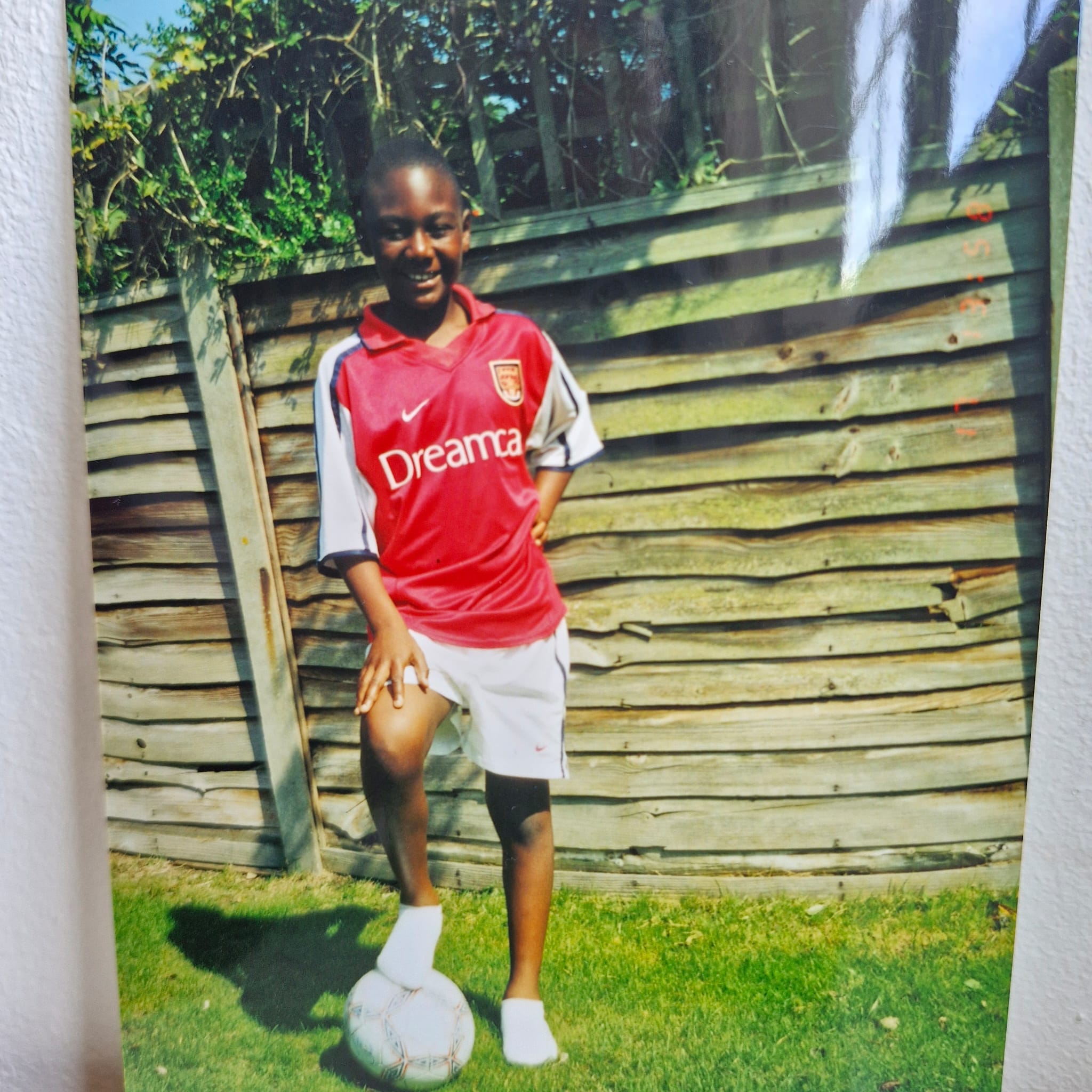 HUGE SIGNING FOR THE BEAVERS AS INCE SIGNS UP – Hampton & Richmond ...